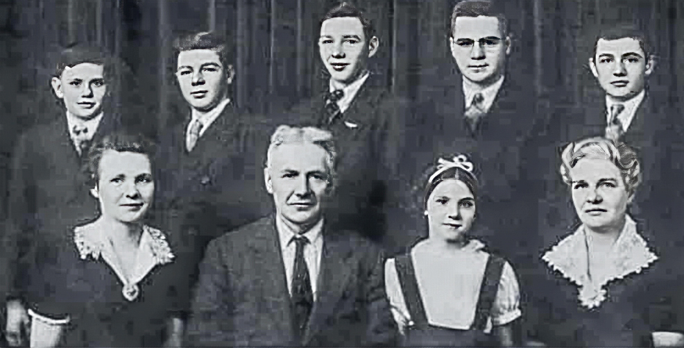 Helena Mary (Doerr) Moellers - Pat Burns